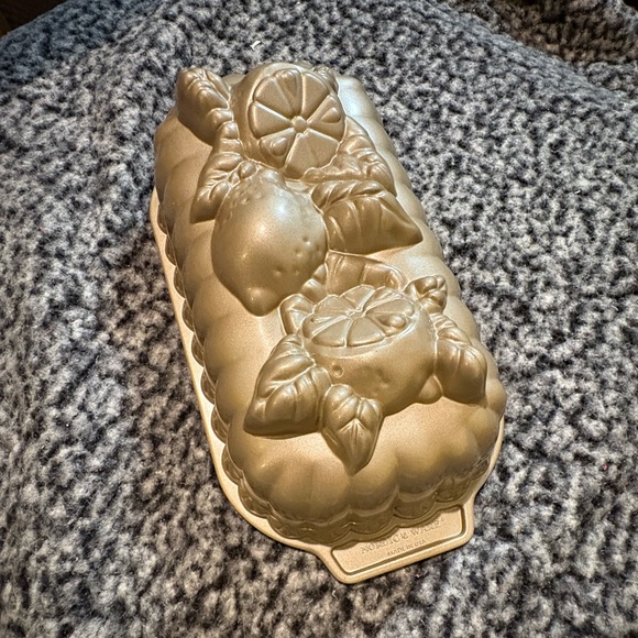 Nordic Ware | Kitchen | Nordic Ware Usa Lemon Bread Pan Jello Mold ...